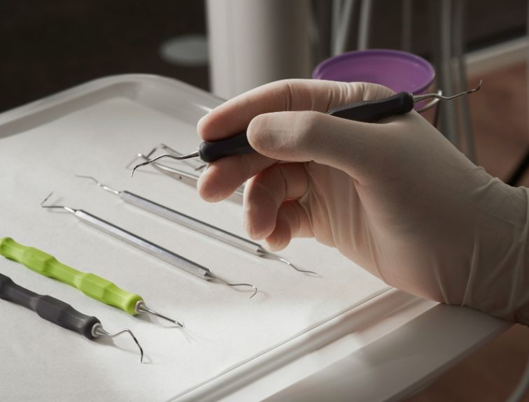 Dental Assistant Tools and Technology - Milwaukee Career College